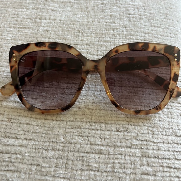 Jones New York | Accessories | Jones New York Brown Tortoiseshell ...
